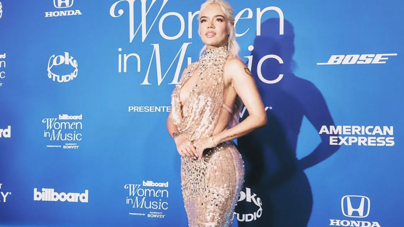 Karol G premiada como mujer del año por Billboard